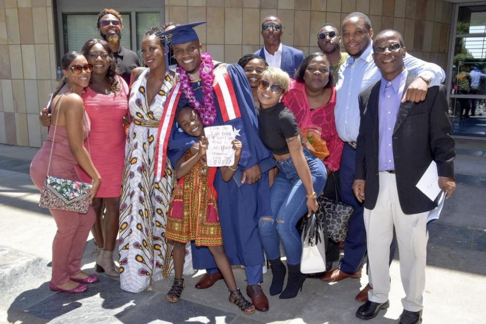 Graduate School of Management Commencement Ceremony 2023 | UC Davis ... Graduate School of Management Commencement Ceremony 2023 | UC Davis ...